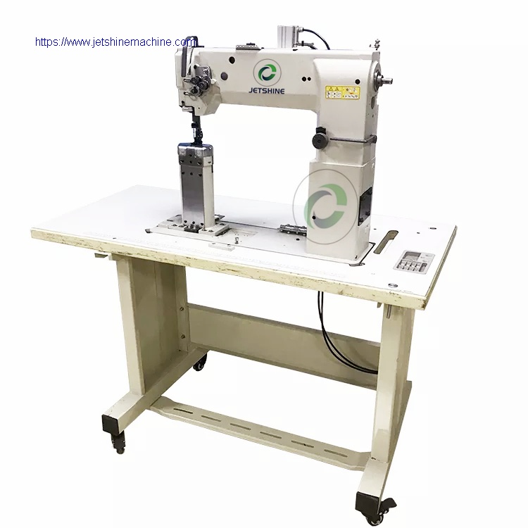 Double needle post bed heavy duty sewing machine