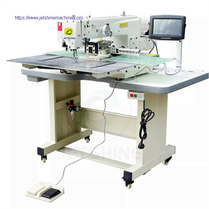 small mouth pattern sewing machine